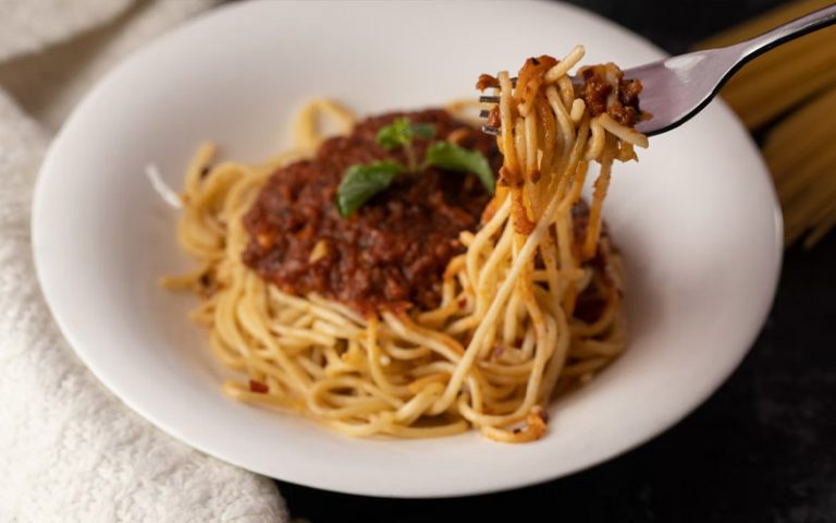 This is What Happens if You Eat Too Much Pasta – yoRecipes