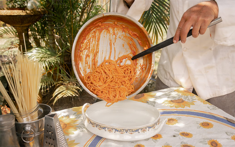 Why Home Chefs Call Pasta Water the Liquid Gold – yoRecipes